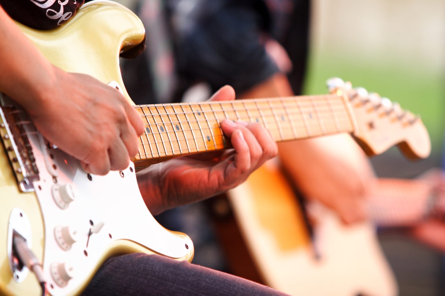 JASRAC使用料はいくら？BGM・ライブ・YouTubeの料金と免除条件を徹底解説 | ミスター弁護士保険